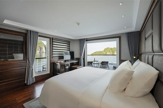 2 Day Oasis Bay Cruise Explore Halong Bay from Hanoi - What Makes This Cruise Stand Out