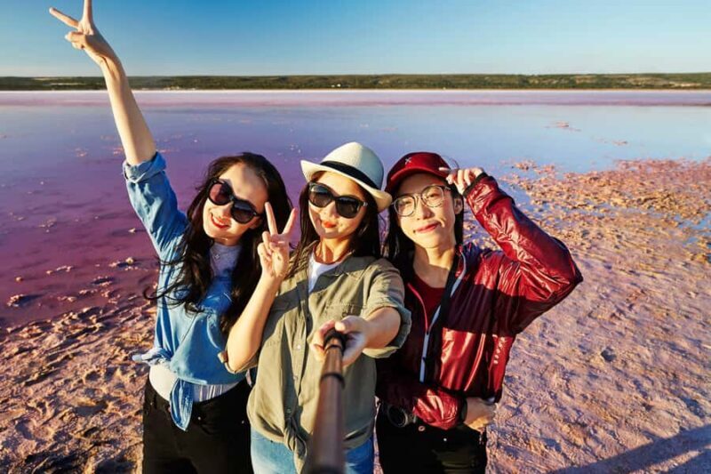 2 Day Pink Lake the Pinnacles & Sand Dunes Coral Coast Tour - What Makes This Tour Stand Out?