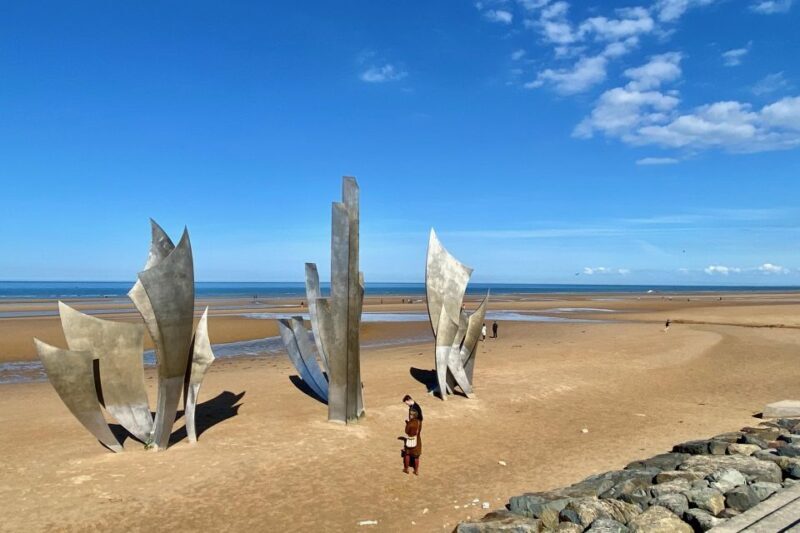 2-day Private D-Day Mont Saint-Michel 3 Castles by Mercedes - Discovering the Loire Valley: Castles, Countryside, and History