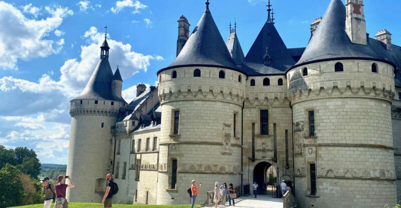2-day Private Top 6 Loire Valley Castles from Paris Mercedes - A Practical Look at the 2-Day Private Loire Valley Castles Tour from Paris