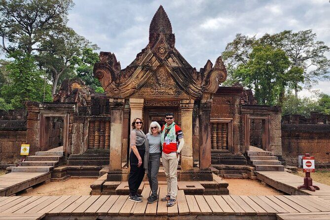 2 Day Private Tour Angkor Wat & Banteay Srei & Kulen Mountain - Key Points