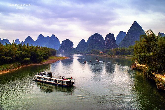 2-Day Private Tour: Guilin City Highlights and Li River Cruise to Yangshuo - Exploring Guilin’s Top Sights