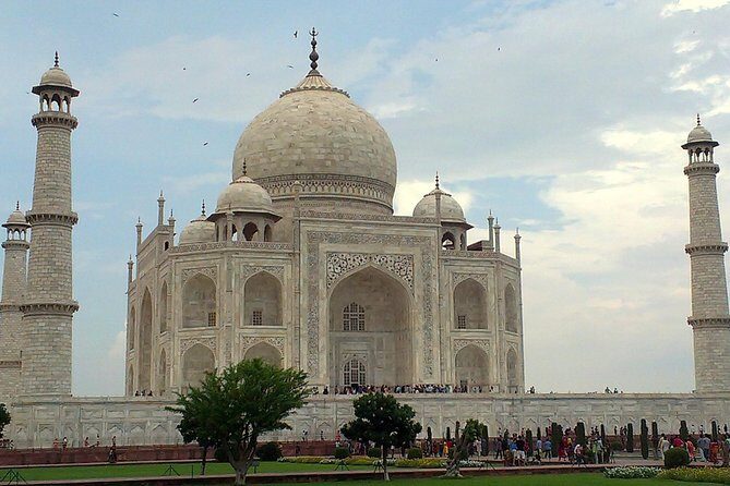 2-Day Private Tour of Agra incl Taj Mahal, Fatehpur Sikri & Agra Fort from Delhi - What to Expect in Terms of Experience