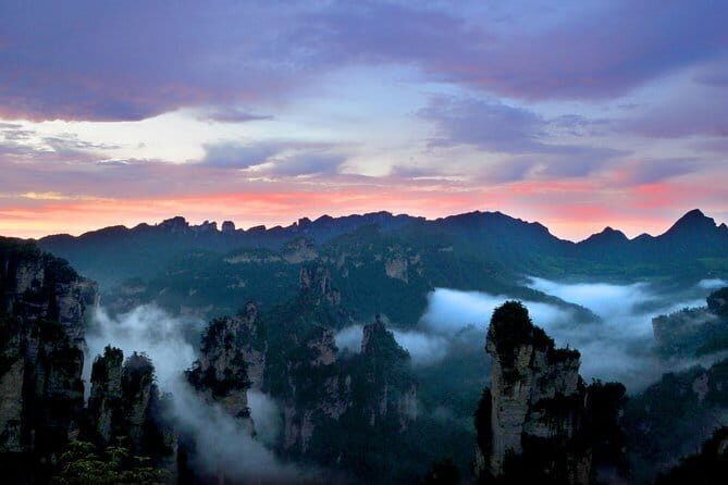2 Day Private Tour of Zhangjiajie Highlights with Skip The Line - Key Points