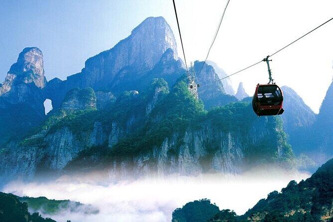 2-Day Private Tour to AVATAR Mt & Glass Bridge & Tianmen Mt - Day 1: The Marvels of Zhangjiajie National Forest Park