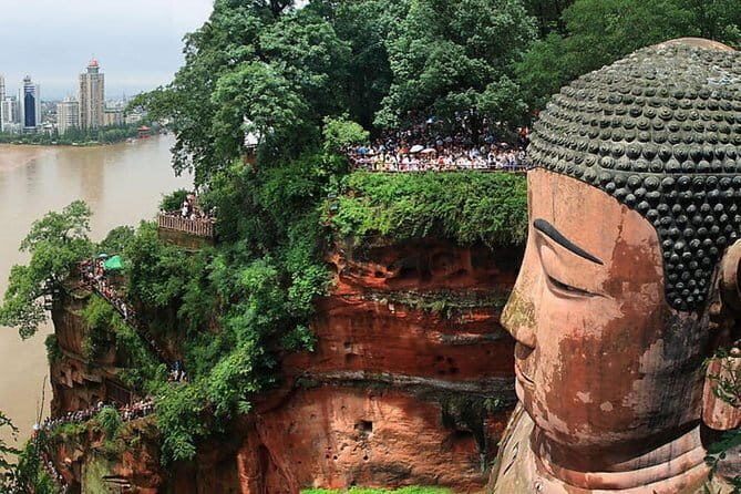 2-Day Private Tour to Chengdu City Highlights+ Leshan Buddha from Beijing by Air - Key Points