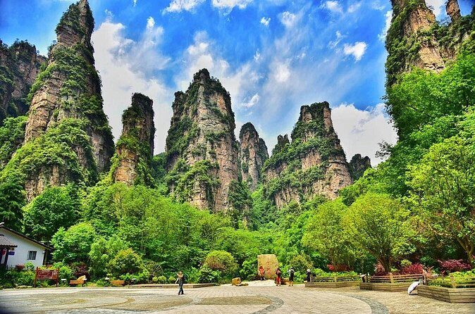 2-Day Private Tour to Zhangjiajie from Shanghai by Air with Accommodation - Frequently Asked Questions