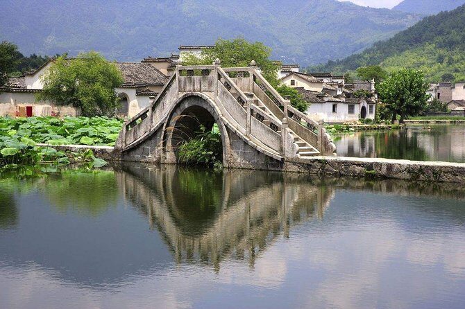 2-Day Private Trip to Huangshan Mountain and Hongcun Village from Beijing - The Itinerary: An In-Depth Look