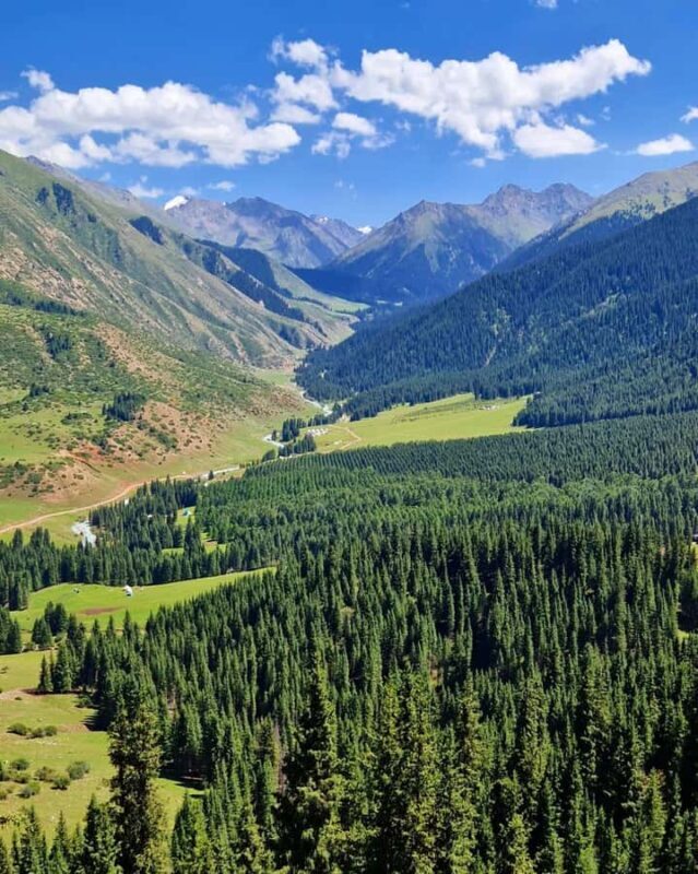 2-day tour along the southern coast of Issyk-Kul lake - Key Points