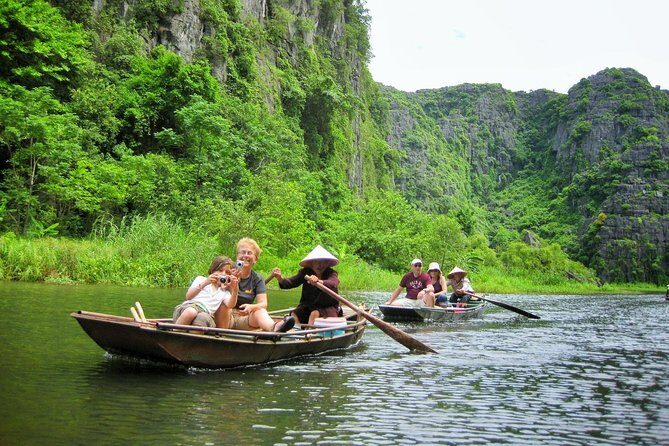 2 Day Tour Hoa Lu - Trang An - Mua Cave - Bich Dong - Cuc Phuong - Who Will Love This Tour?