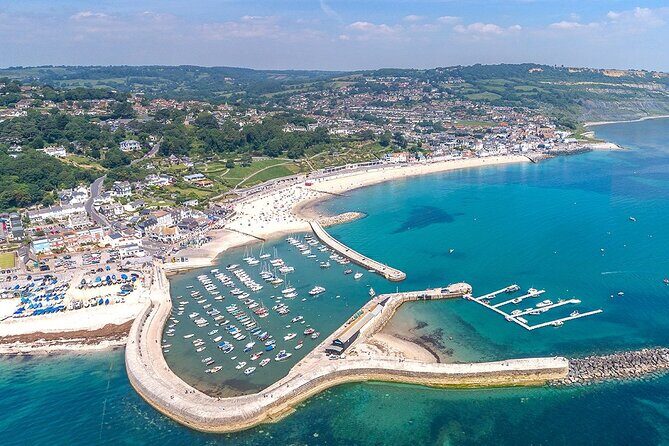 2 DAY TOUR | Jurassic Coast, Glastonbury, Stonehenge & Salisbury - How Does It Compare to Other Experiences?