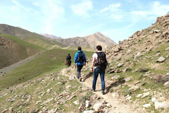 2 Day Ukhum Hiking Tour from Bukhara - The Sum Up