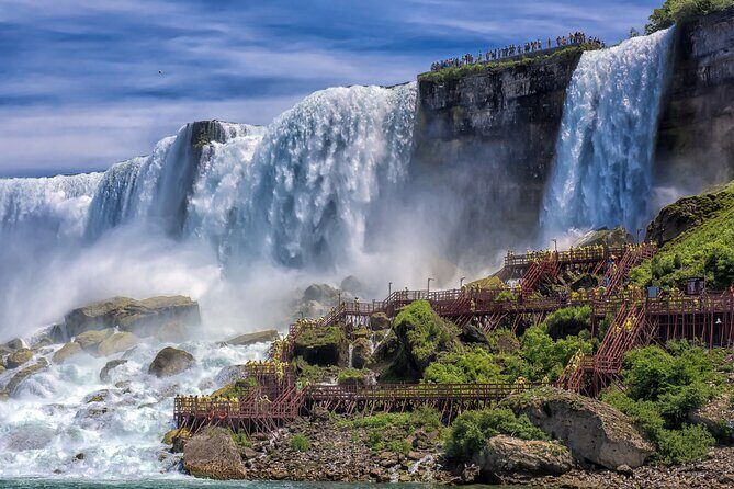 2 - Day USA & Canada Full Experience - An In-Depth Look at the Niagara Falls Full Experience