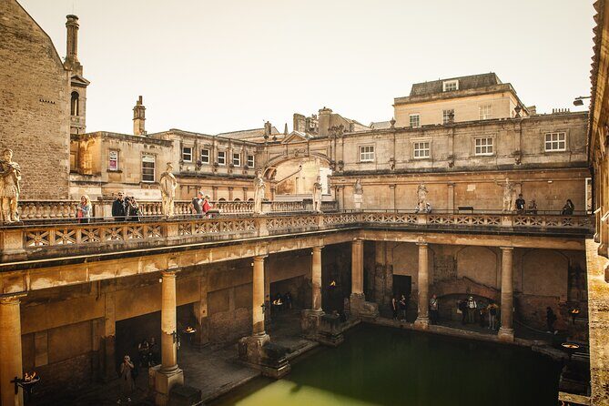 2-Day Windsor, Stonehenge, Bath & Oxford Tour Including Admission - Key Points