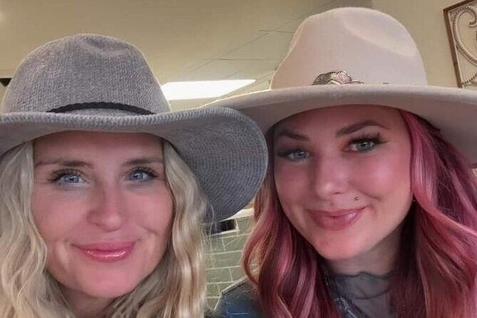 2 Day Wine Tour NON BUS Traverse City Wine Country 2 Peninsula - Key Points