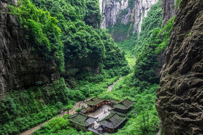 2 Day Wulong Private Tour Impression Show and Cave Hotpot - An In-Depth Look at the Wulong Private Tour
