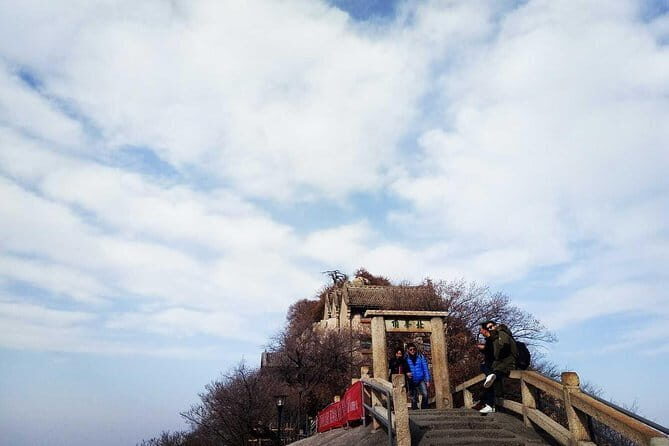 2-Day Xian Private Tour of Historical Heritages and Mt Huashan with Cable Car - Who Will Love This Tour?