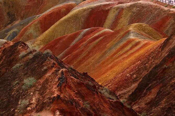 2-Day Zhangye Private Tour: Binggou Danxia, Zhangye Danxia Geo Park, Mati Temple Grottoes - Key Points