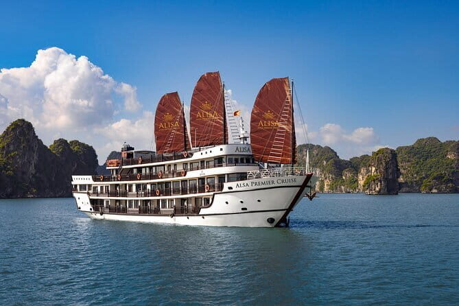 2 Days, 1 Night Aboard La Stellar Cruise in Halong from Hanoi - Key Points