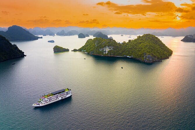 2 Days 1 Night Amanda Premier Cruise to Ha Long Bay from Hanoi - What to Expect from the Experience