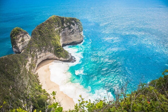 2 Days 1 Night Bali Nusa Penida Private Tour with Transfer - FAQs