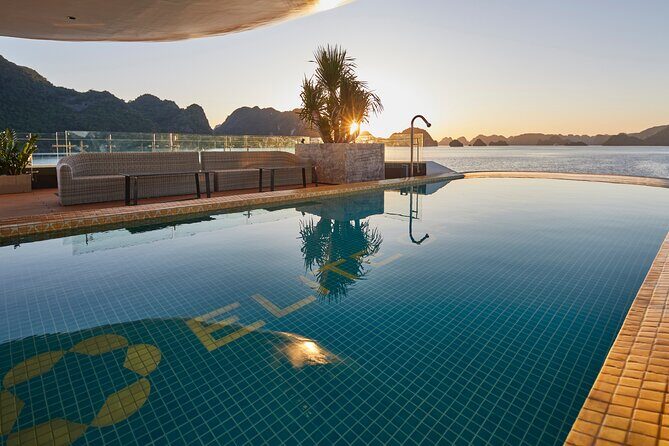 2 Days 1 Night Discovery Halong Lan Ha Bay Group for 2 adults - What Does This Cruise Offer You?