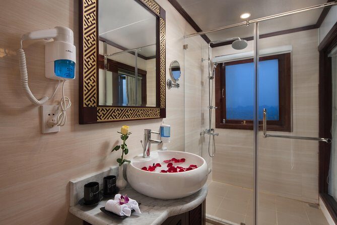 2 days 1 night on Halong bay with modern cruise - Key Points