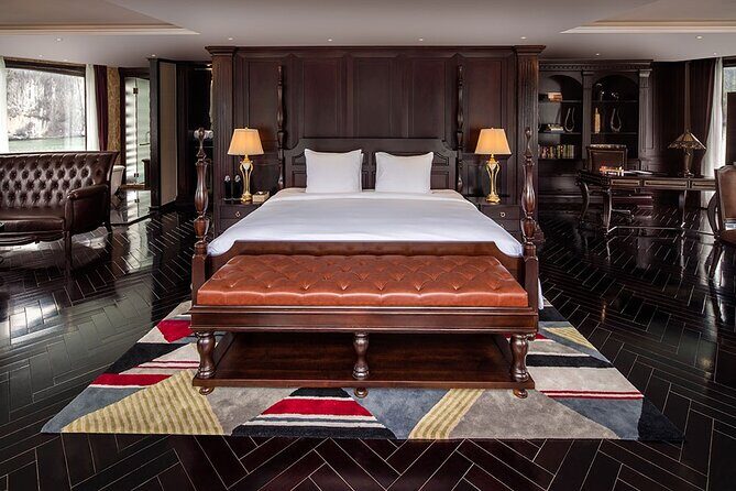 2 Days and 1 Night Halong Bay 5 Stars Cruise with Transfer - Practical Considerations