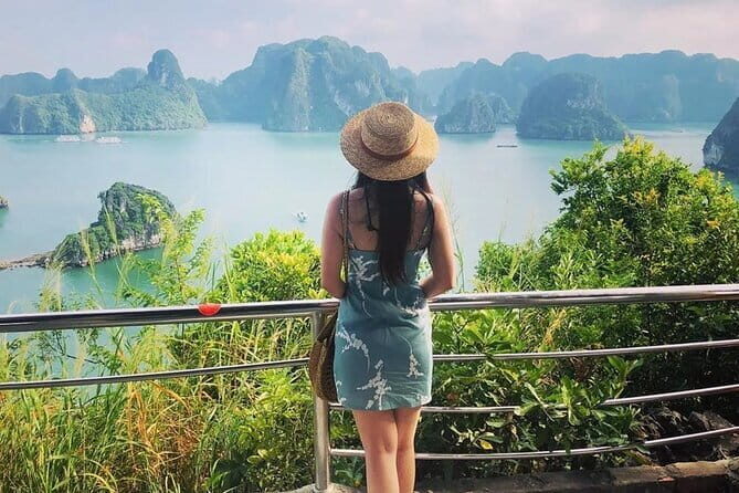 2 Days Crown Legend Cruise Tour in Halong Bay - Practicalities for Travelers