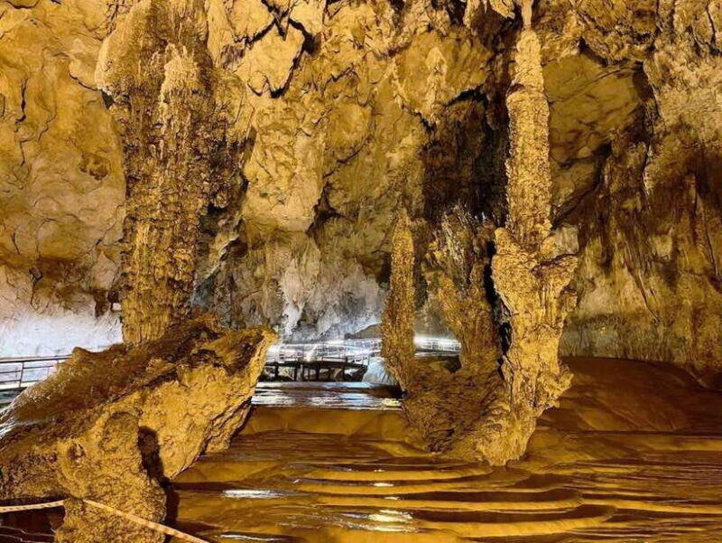 2 Days customized private car trip to BAN GIOC WATERFALL - FAQ