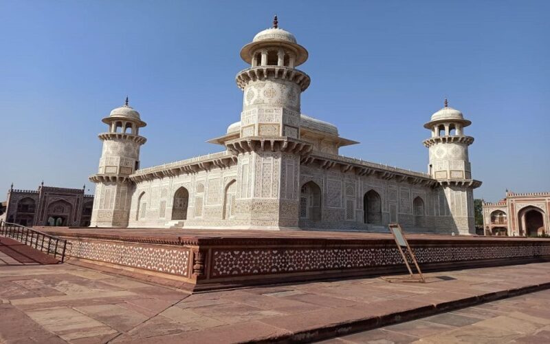 2 Days Delhi and Agra Tour by Car With an approved guide - Why Choose This Tour?