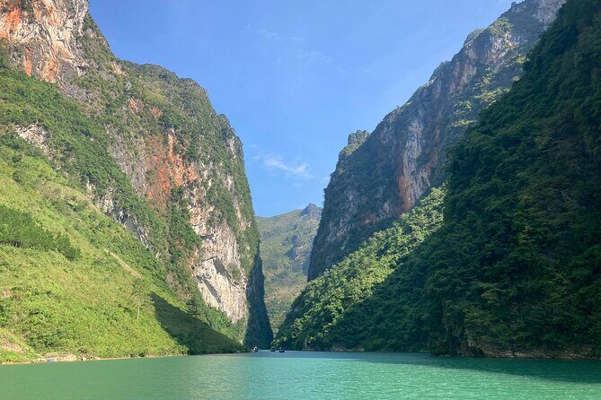 2 Days Ha Giang Loop Motorbike Tour through the Mountains - Experience Overview: An Authentic 2-Day Mountain Journey