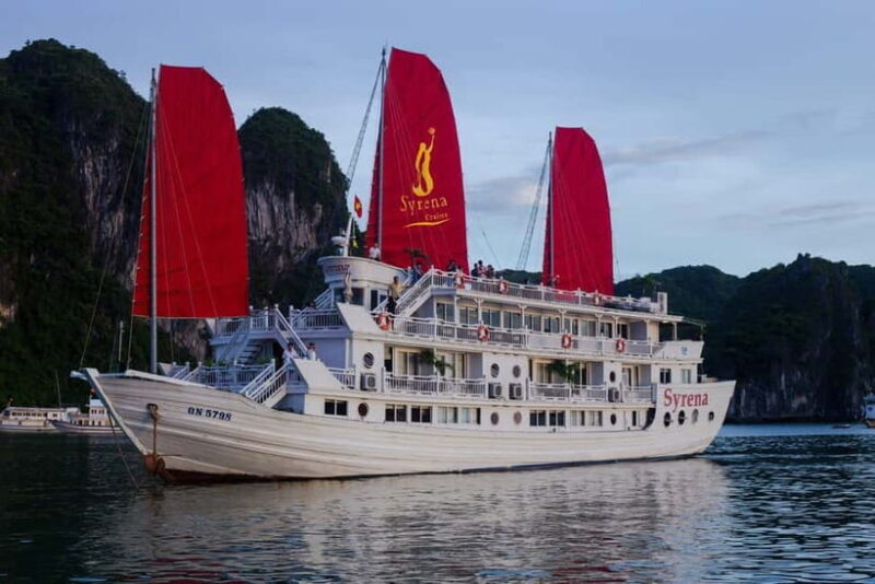 2 Days: Ha Long Bay overnight cruise with private balcony - The Experience: What Travelers Say