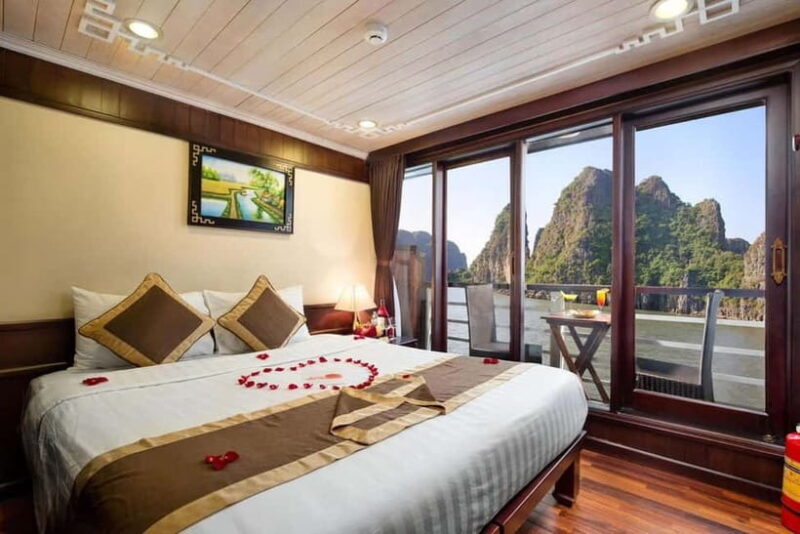 2 Days: Ha Long Bay overnight cruise with private balcony - Practical Tips