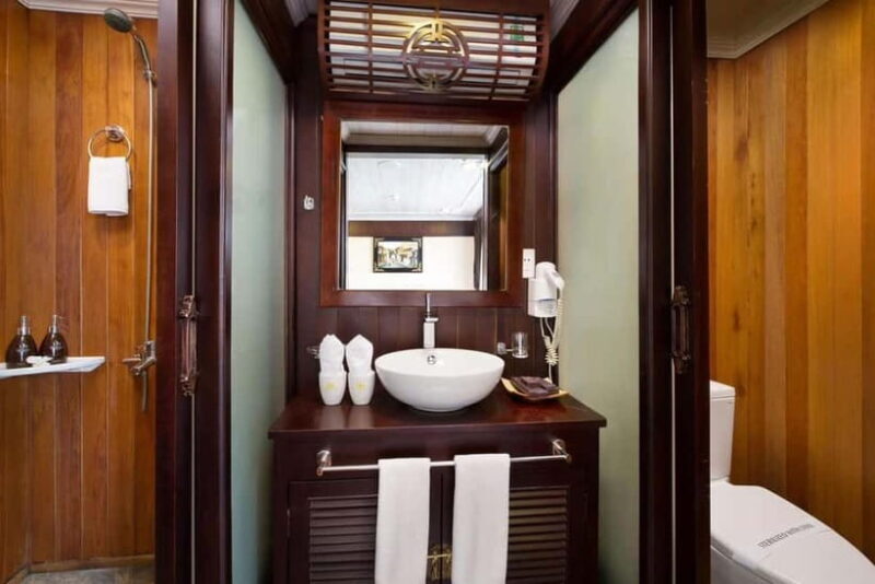 2 Days: Ha Long Bay overnight cruise with private balcony - Frequently Asked Questions