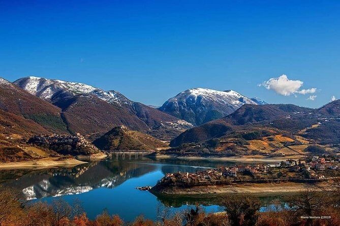2 days: Hike the peak, Kayak the lake, visit Castle and best food - Whats Included and Whats Not