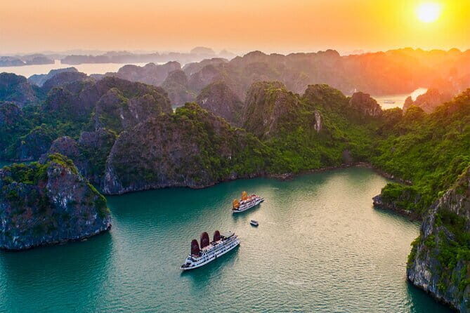 2 Days in La Pandora Cruise explore Halong Bay and Lan Ha Bay - The Sum Up