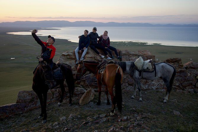2-Days in Song Kul Lake as Nomad - horseback riding & Yurt stay - Day 1: From Bishkek to Song Kul Lake