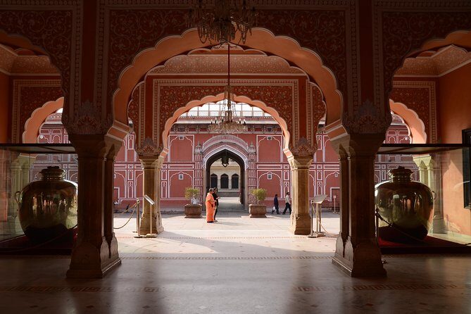 2 Days Jaipur Tour From Delhi - Key Points