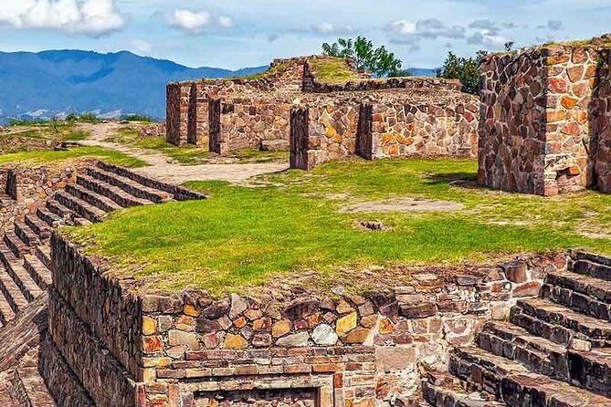 2 Days Oaxaca visiting Monte Albán, Mitla, Hierve el Agua, Mezcal - FAQ