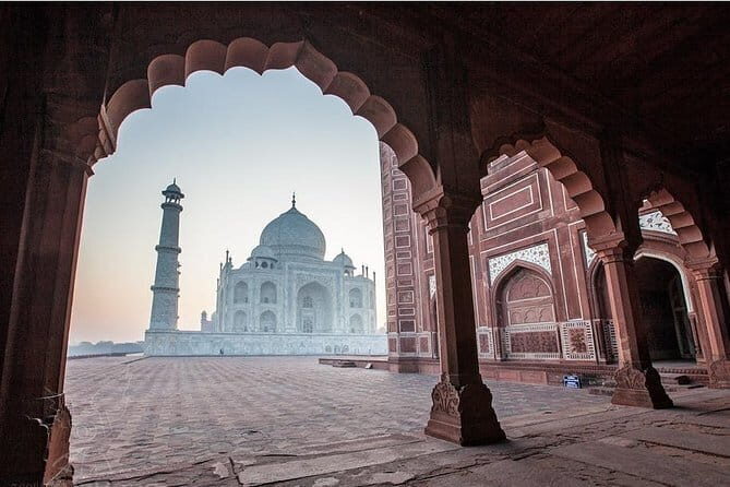 2 Days Overnight Taj Mahal & Agra Tour from Delhi - A Practical Look at the 2-Day Overnight Taj Mahal & Agra Tour from Delhi