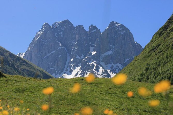 2 Days Private Tour to Kazbegi and Juta Village with Trekking - Exploring Georgia’s Majestic Mountains: A 2-Day Private Journey to Kazbegi and Juta
