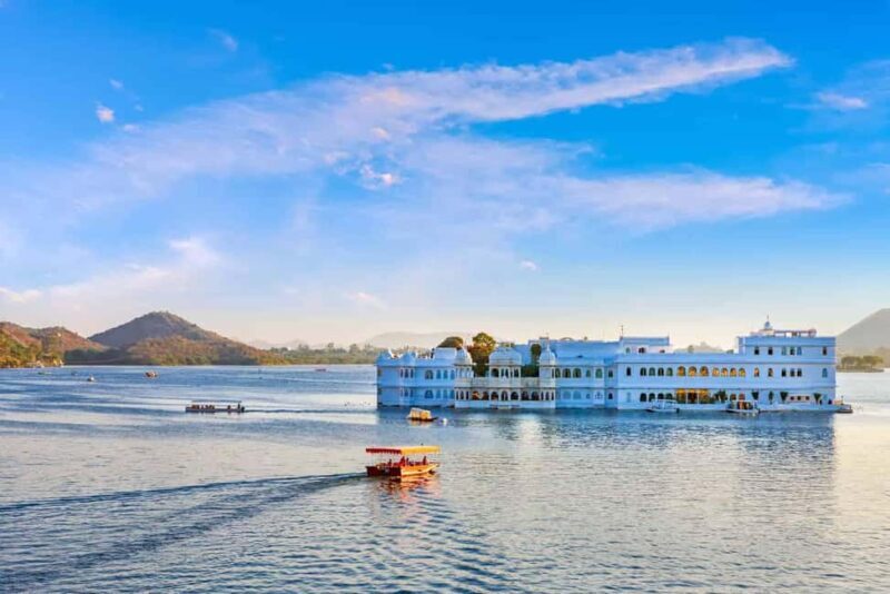 2-Days Private Udaipur City Tour with Boat Ride - A Close Look at the Udaipur Experience