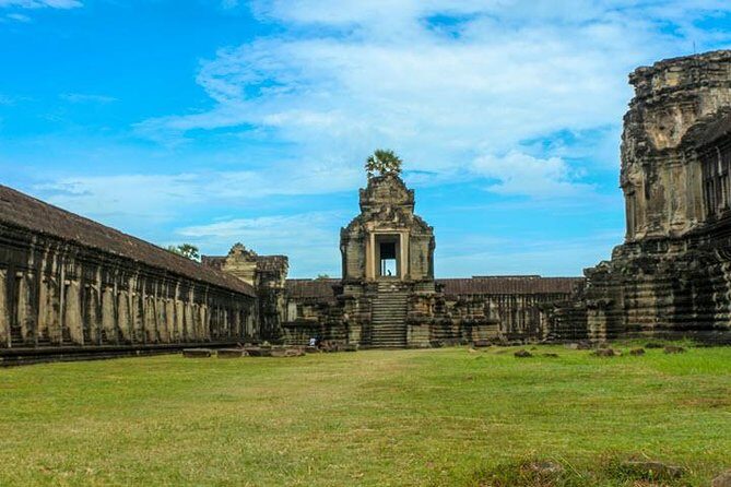 2 Days Siem Reap Angkor Wat Tour-Small Group - The Itinerary in Detail: What to Expect