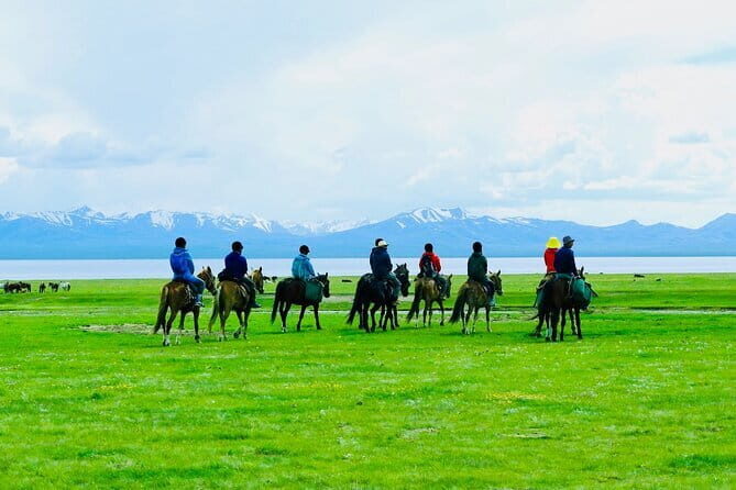 2 Days Song Kul Lake tour with Horse Riding - An In-Depth Look at the 2-Day Son-Kul Lake Tour