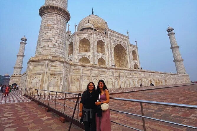 2 Days Taj Mahal and Agra Private Tour From Bangalore - Accommodation & Dining