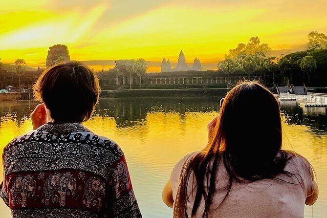 2 Days Tour of Angkor Sunset and Sunrise Small-Group - Key Points