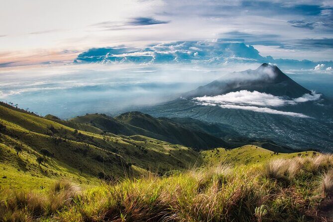2 Days Tour to Mount Merbabu from Yogyakarta - Key Points