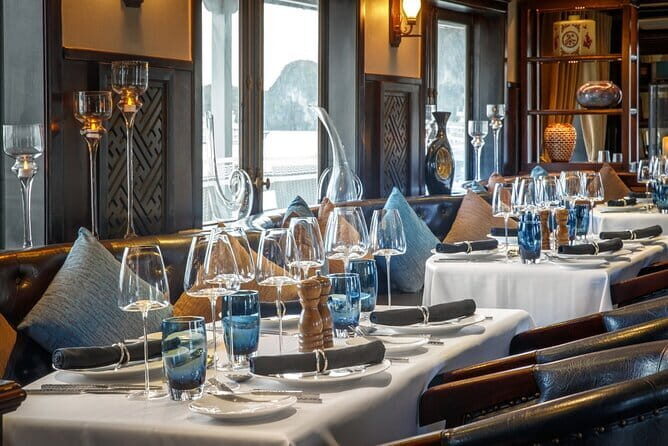 2 Days Valentine Star Cruise Sightseeing Halong Bay from Hanoi - Key Points