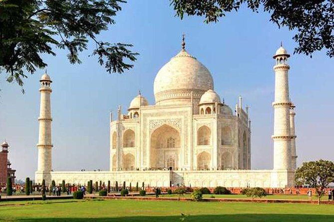 2 Days:Delhi and Agra with Taj Mahal Sunrise Tour - Day 2: Experiencing the Taj Mahal at Sunrise
